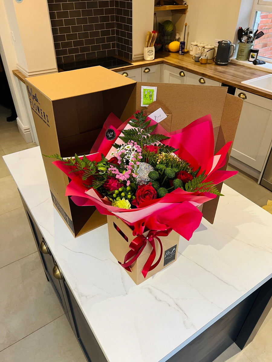 Nationwide flower delivery! Next day flowers DPD – Moon and Back Floral ...