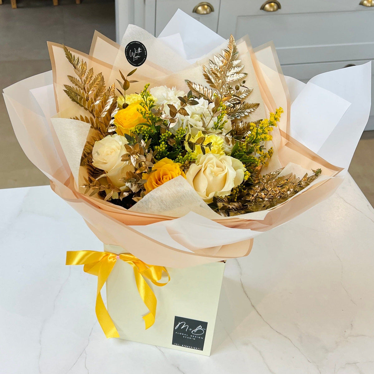Truly Zesty water bouquet – Moon and Back Floral Design Studio